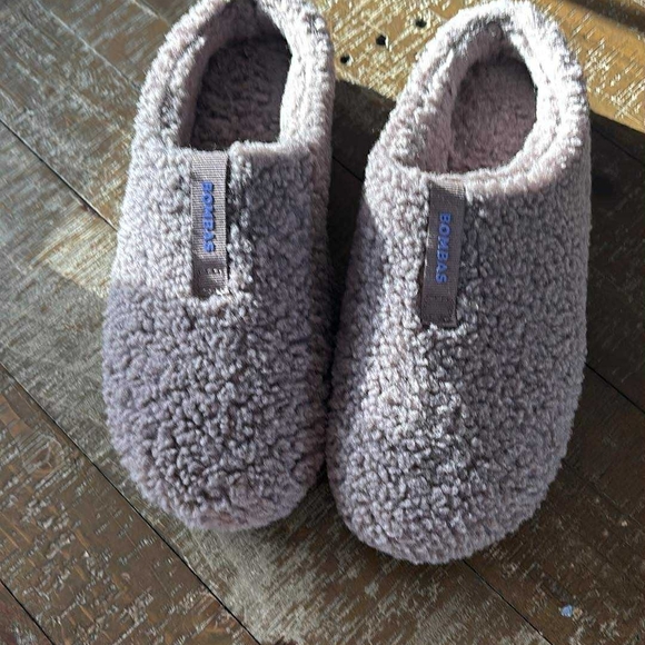 Bombas | Shoes | Bombas Textured Sole Cozy Boho Sz 9 Slippers Purple ...